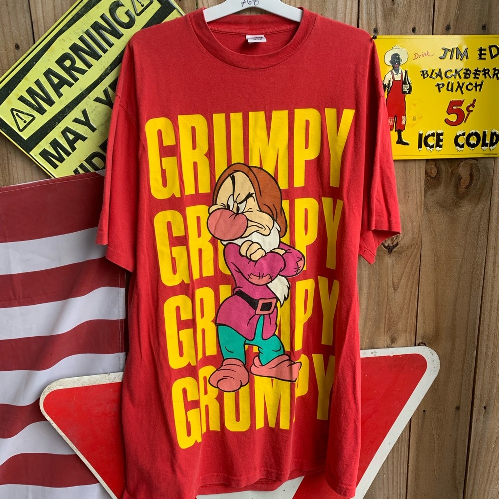 Vintage 90s Grumpy Snow White Disney Night T-Shirt On… - Gem